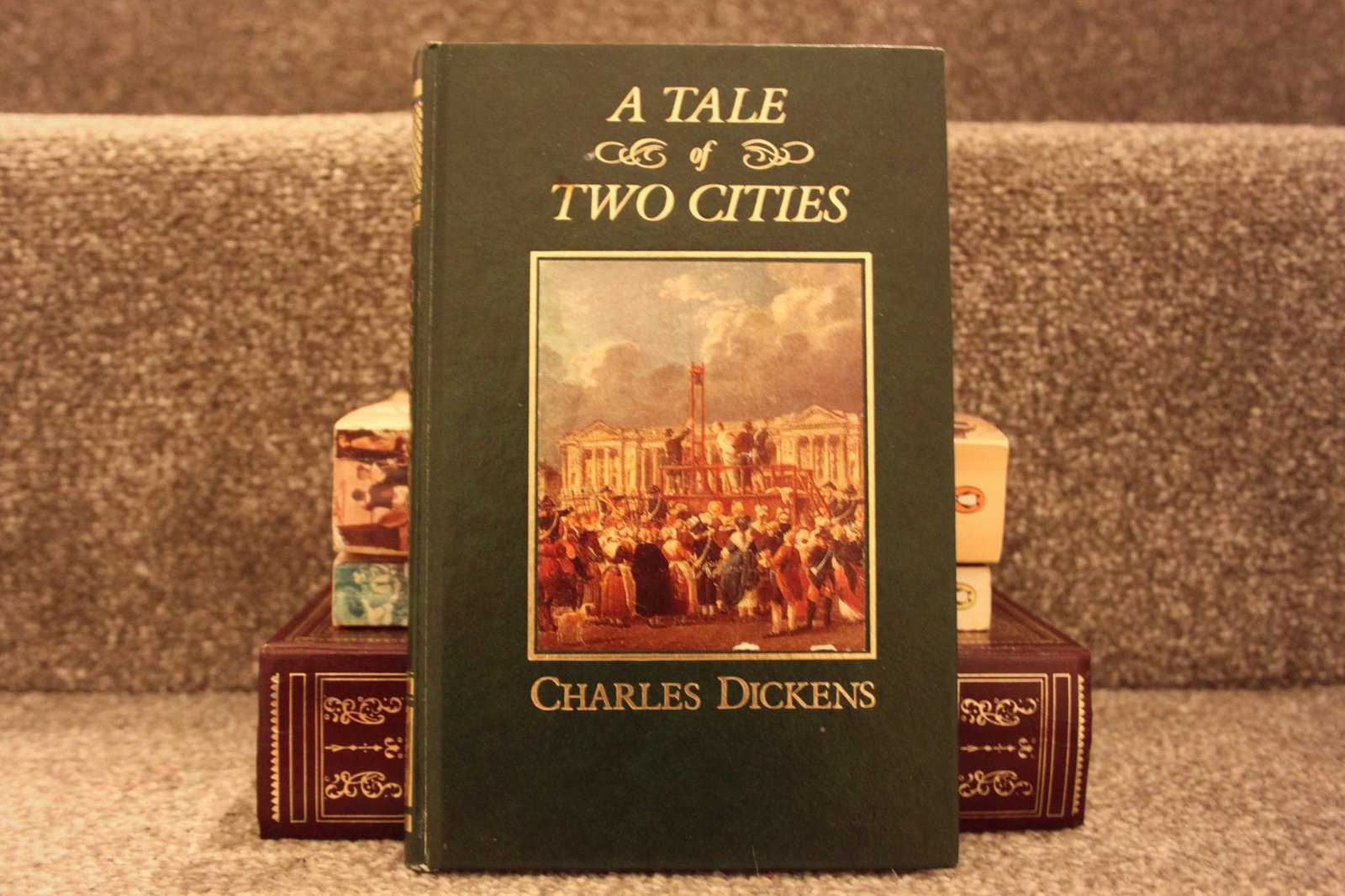 Reading the Classics: A Tale of Two Cities - Lellalee