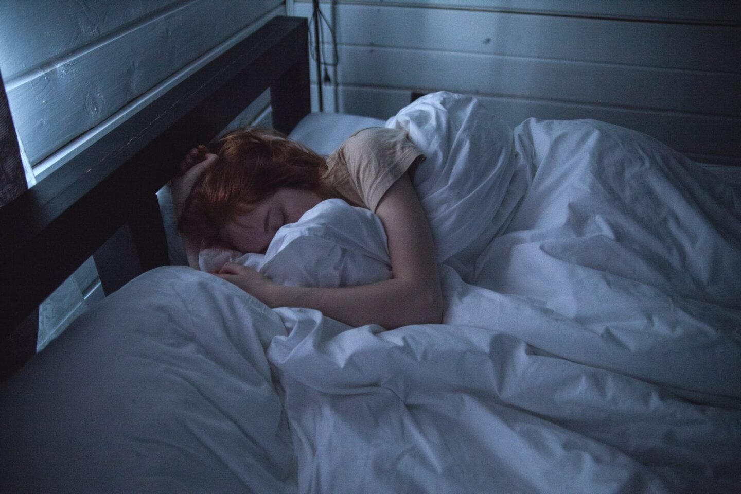 How to Keep Cool Sleeping During Summer - Lellalee